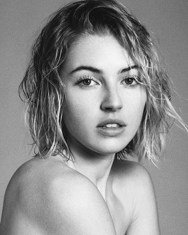 Annie - Mustard Model Agency