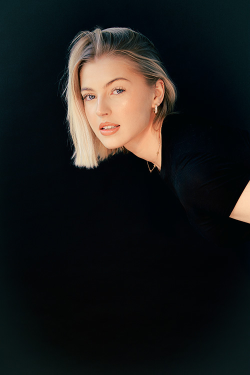 Annie - Mustard Model Agency